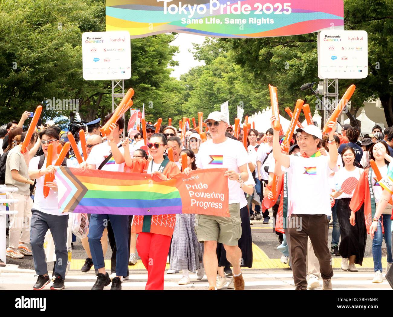 Tokyo, Japan. 8th June, 2025. People from the lebian, gay and ...