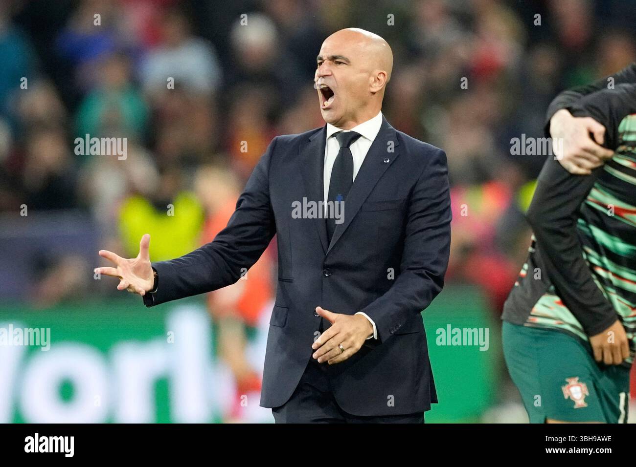 Portugal coach Roberto Martinez reacts during the Nations League final ...