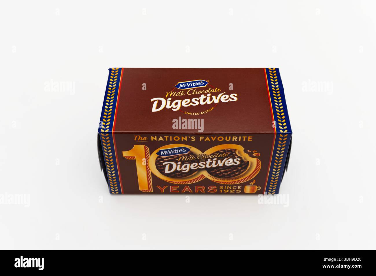 McVities milk chocolate digestives Stock Photo - Alamy