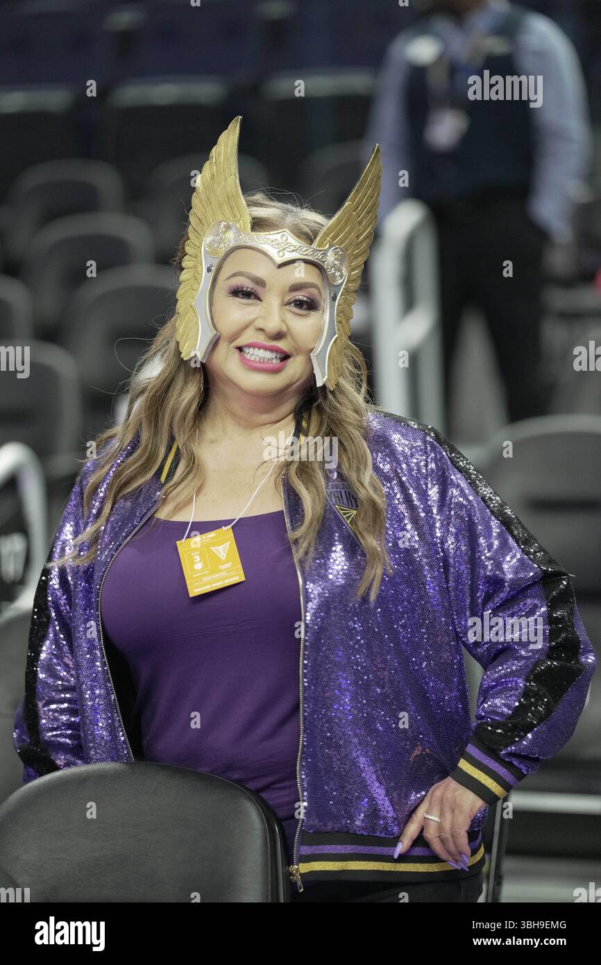 Golden State Valkyries fanduring pregame the of WNBA game against the ...