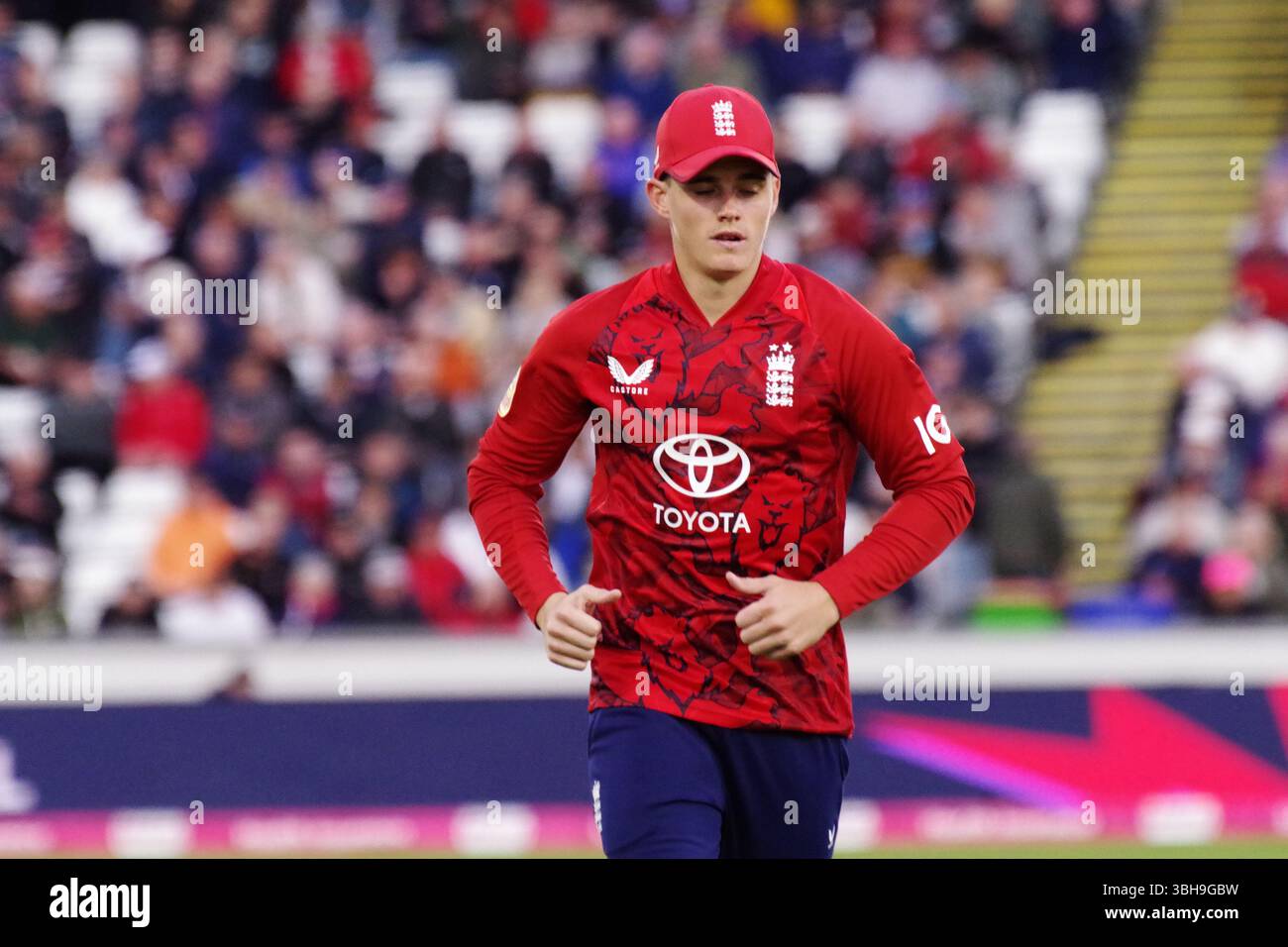 Cricket jacob bethell hi-res stock photography and images - Alamy