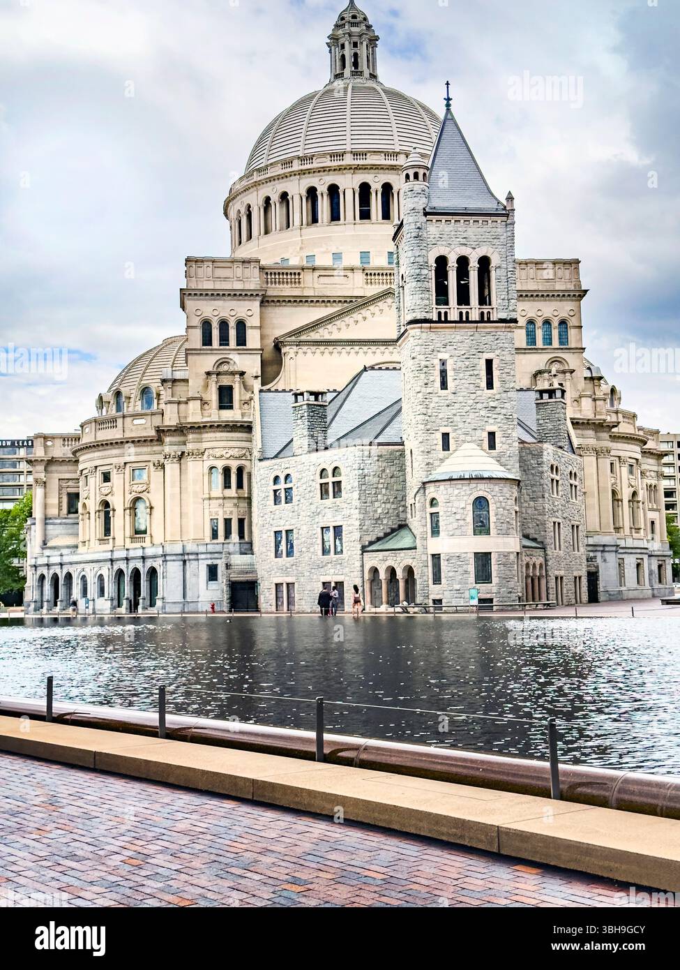 First Church of Christ, Scientist and reflecting pool, Christian ...