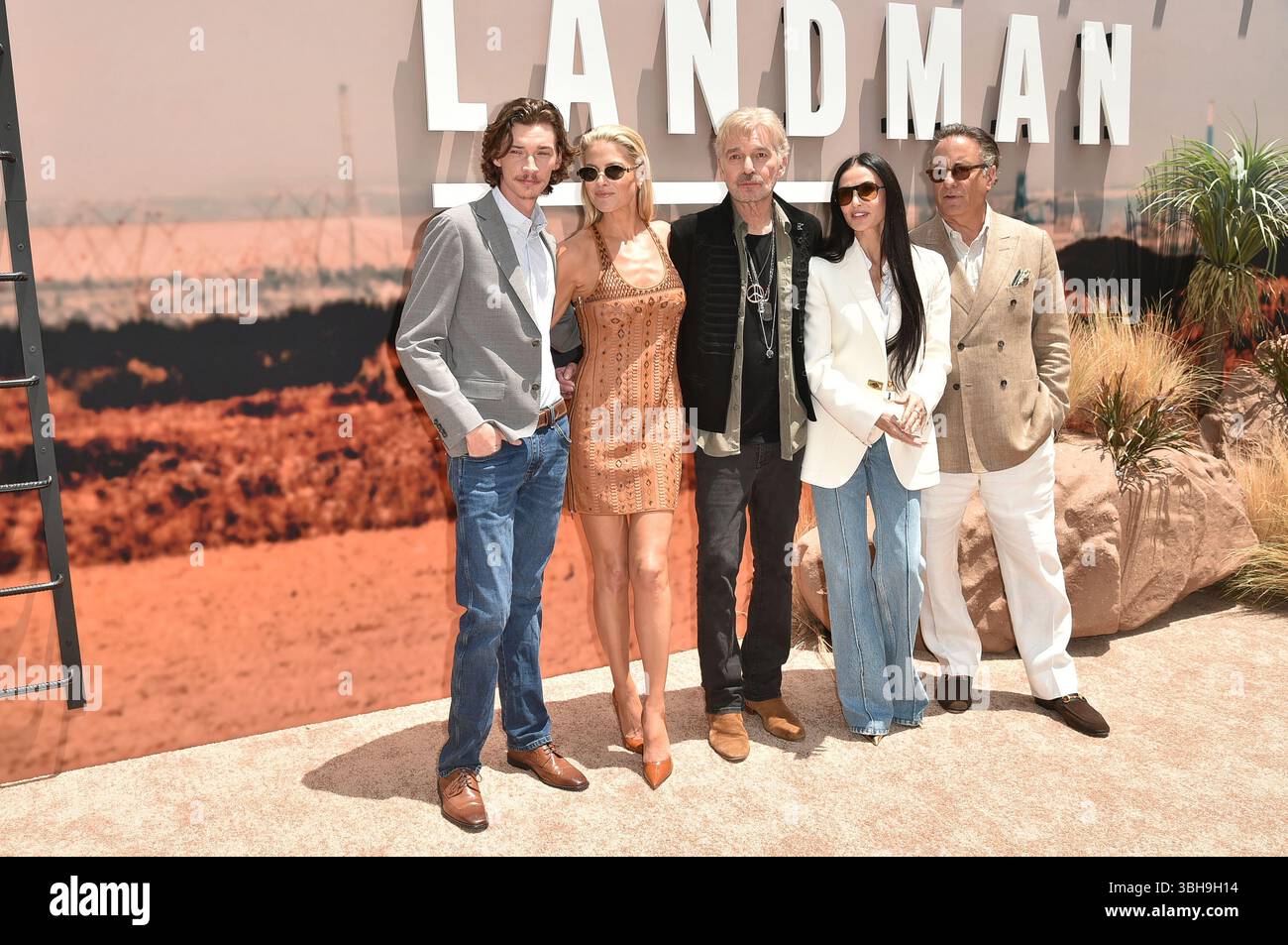 Jacob Lofland, from left, Ali Larter, Billy Bob Thornton, Demi Moore ...