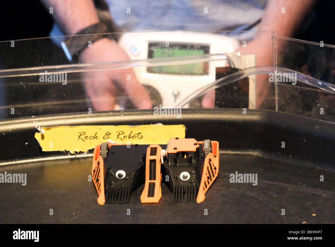 The Others, Stoke Newington, London, UK. 8th Jun 2025. Rock & Robots is a monthly hybrid gig and ...