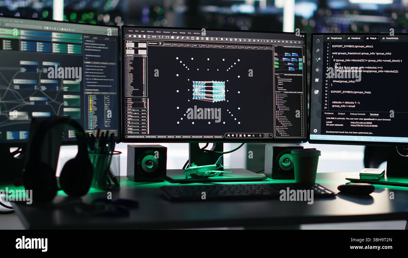 Pcs in data center managing hi-res stock photography and images - Alamy