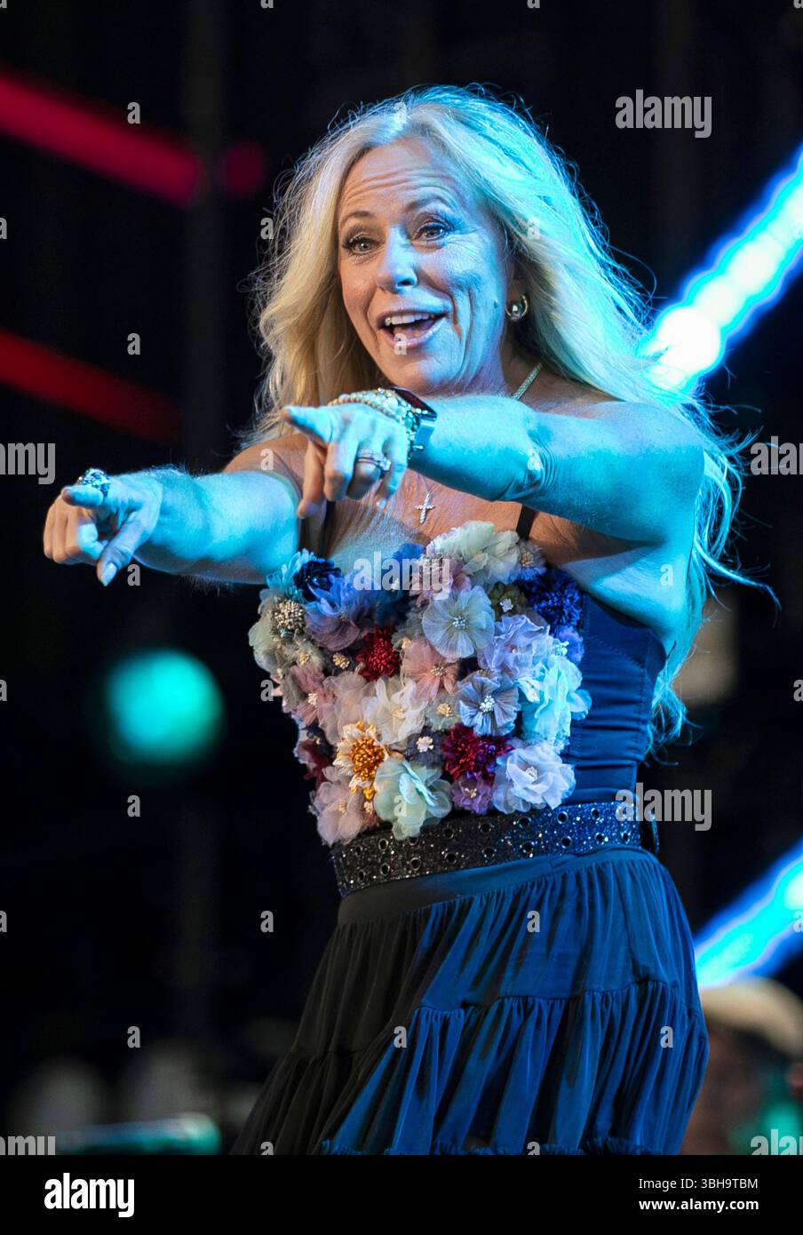 07 June 2025 - Nashville, Tennessee - Deana Carter. 2025 ''CMA Fest,â ...