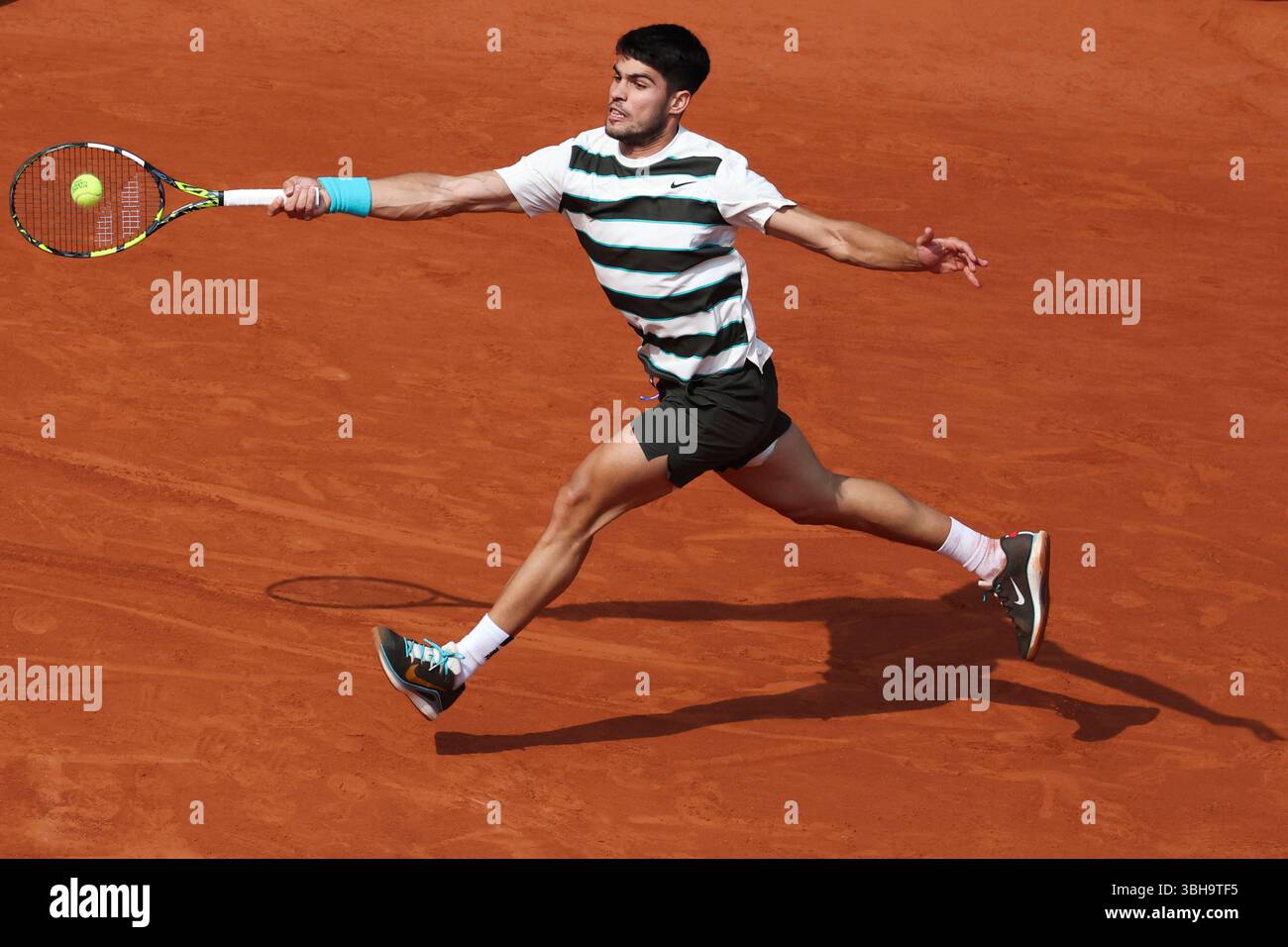 Paris, France. 8th June 2025: Roland Garros, Paris, France: 2025 Frech ...
