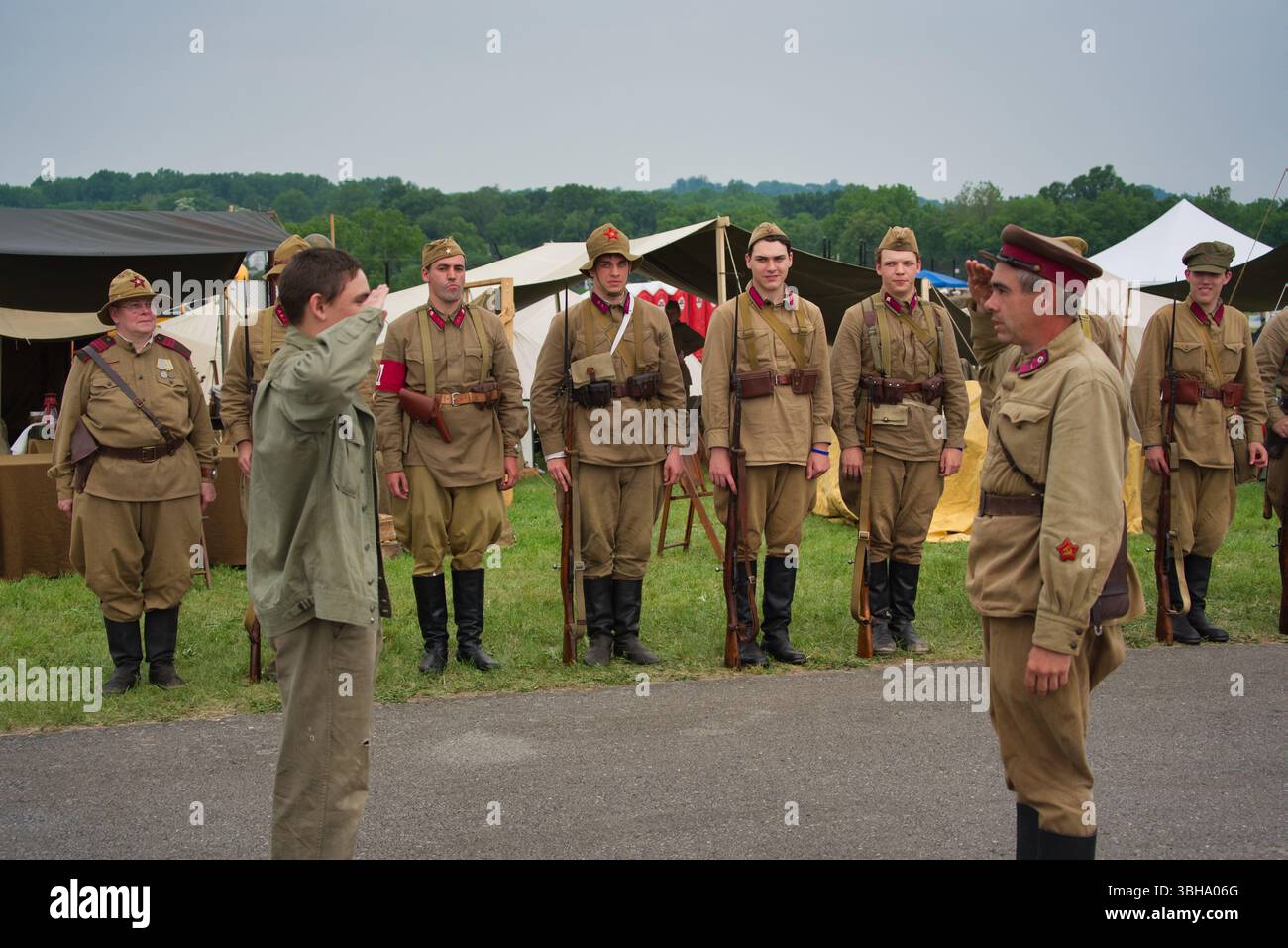 Historical military groups hi-res stock photography and images - Alamy