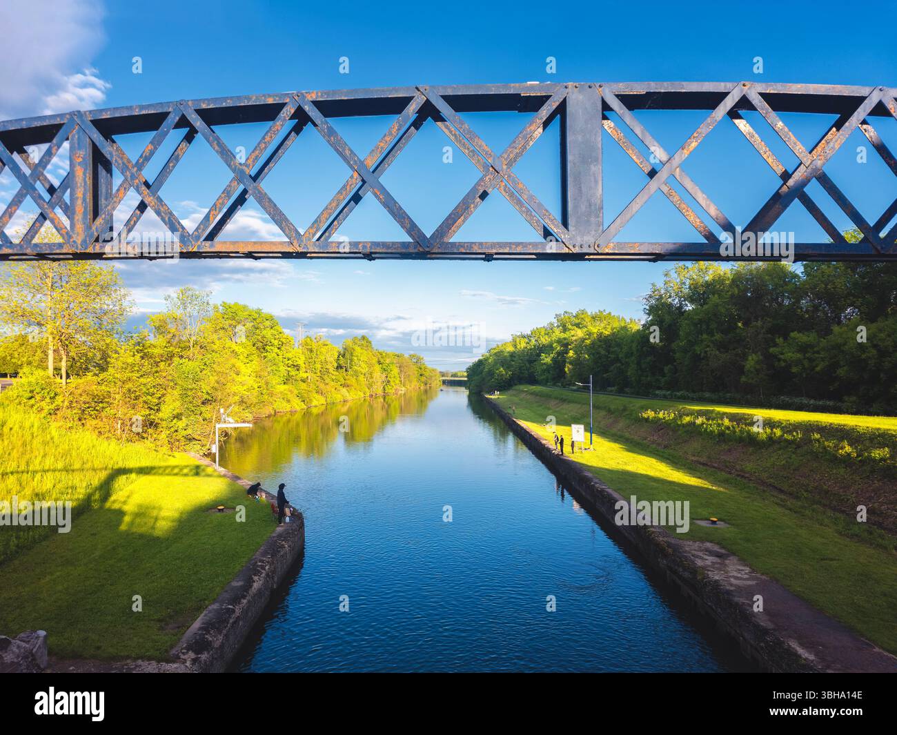 Ultra-wide view of Lock 20 State Canal Park and walking trail located ...