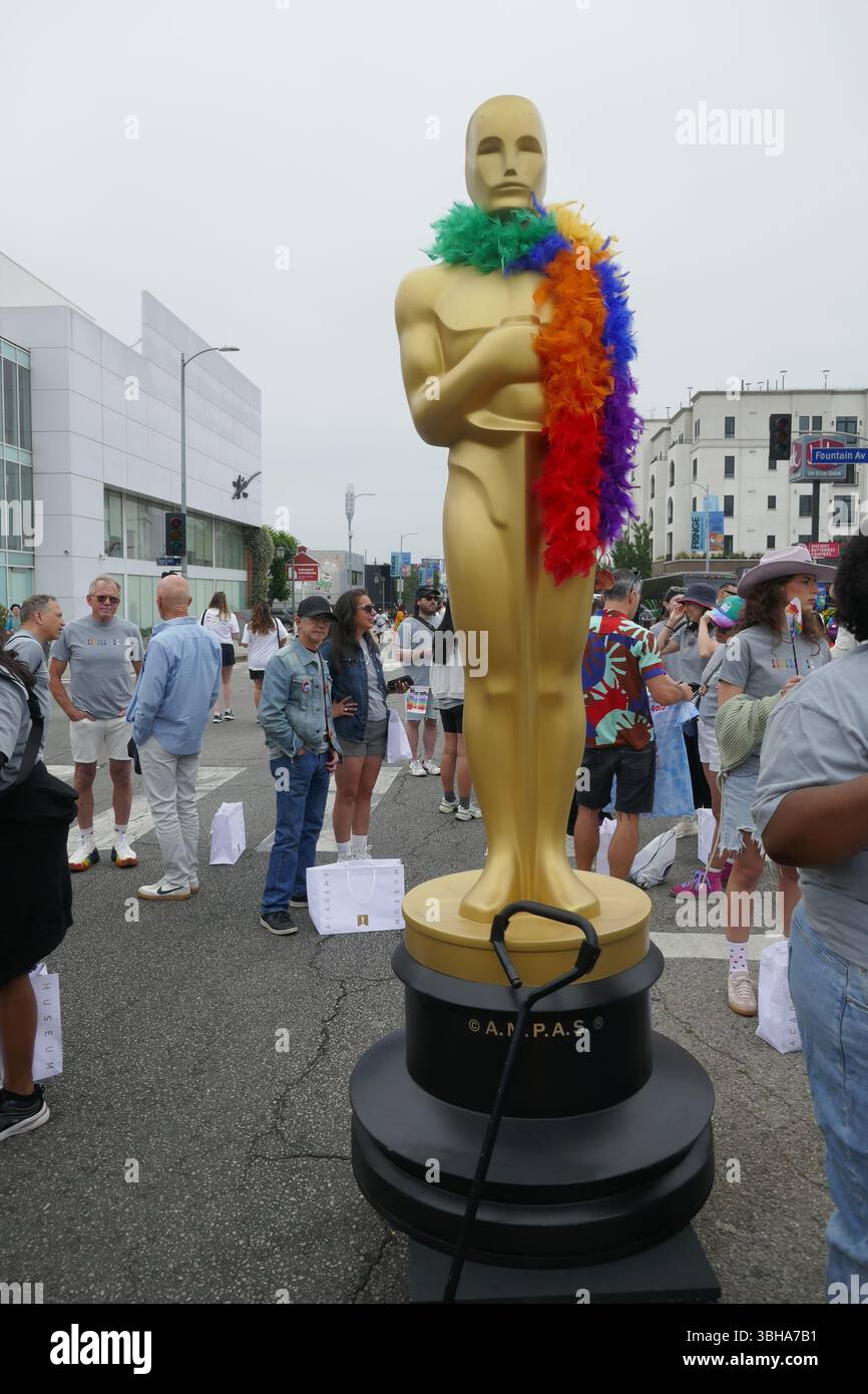 Los Angeles, California, USA 8th June 2025 Oscar Statue with feather ...