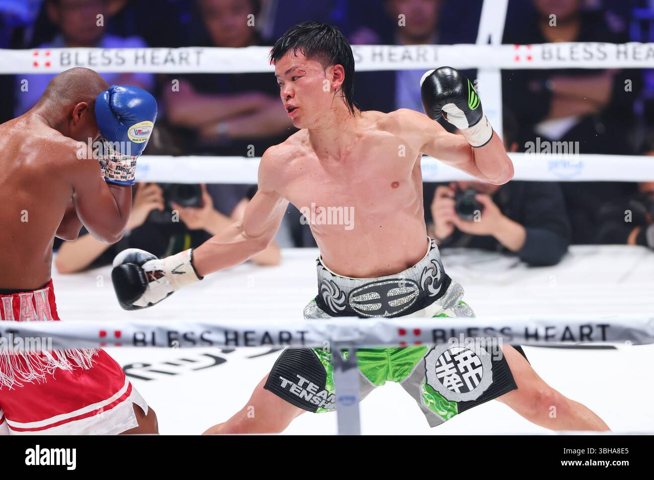 Tokyo, Japan. 6th June, 2025. Tenshin Nasukawa (JPN) Boxing ...