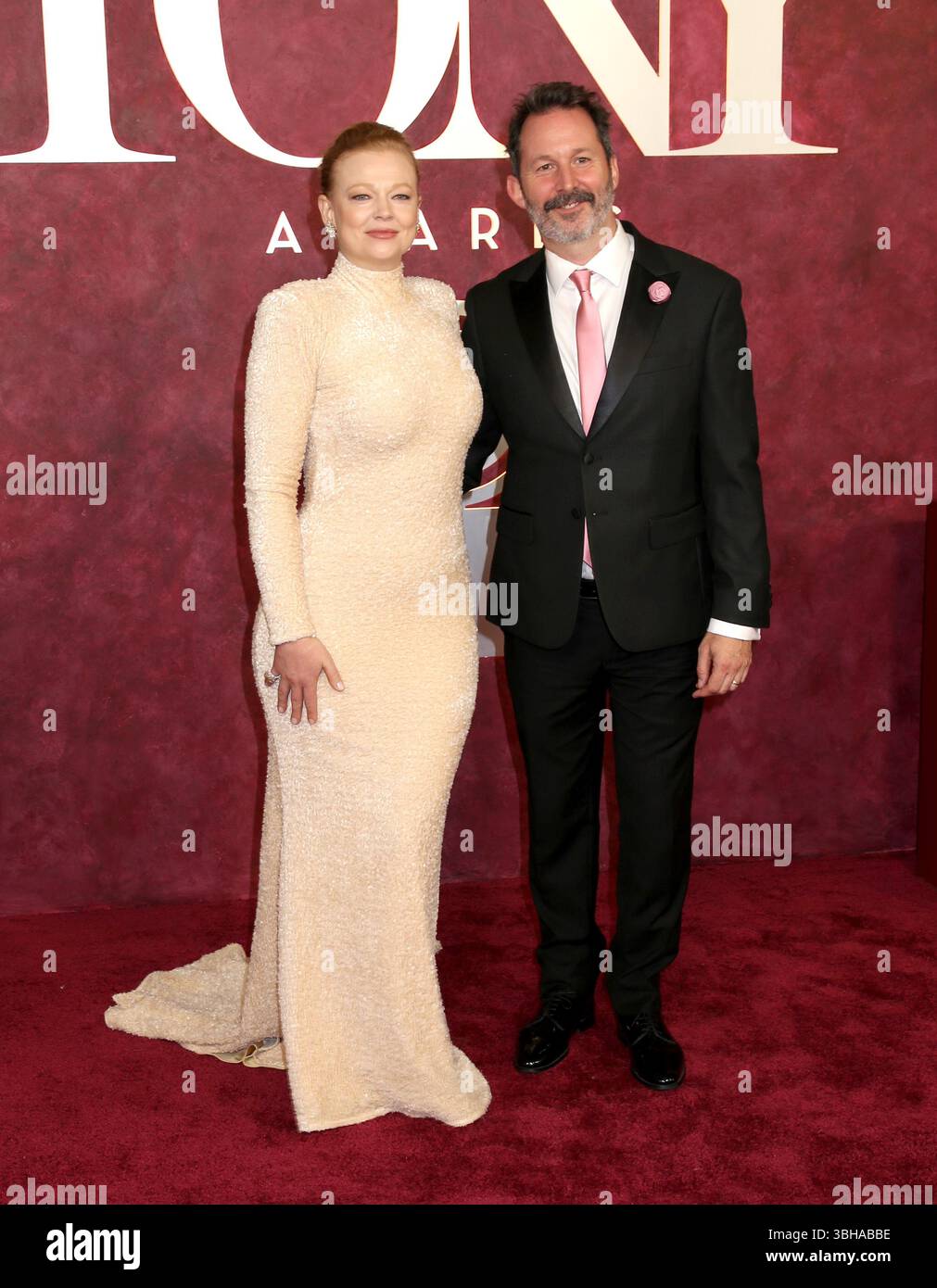 Sarah snook tony awards dave lawson hi-res stock photography and images ...