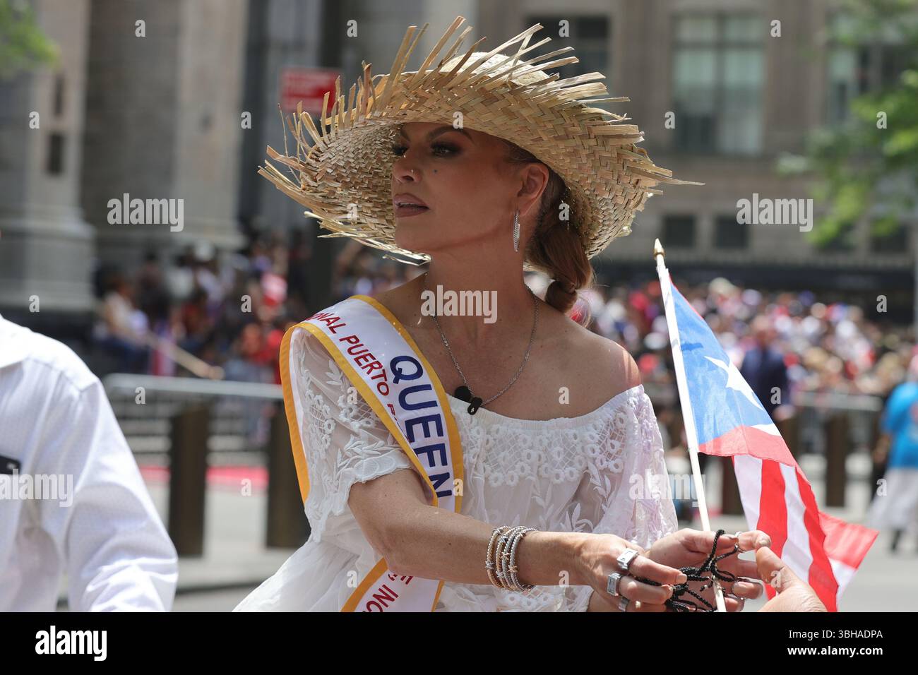 NEW YORK, NEW YORK - JUNE 08: Olga Tanon, Celebrities, Politicians and ...