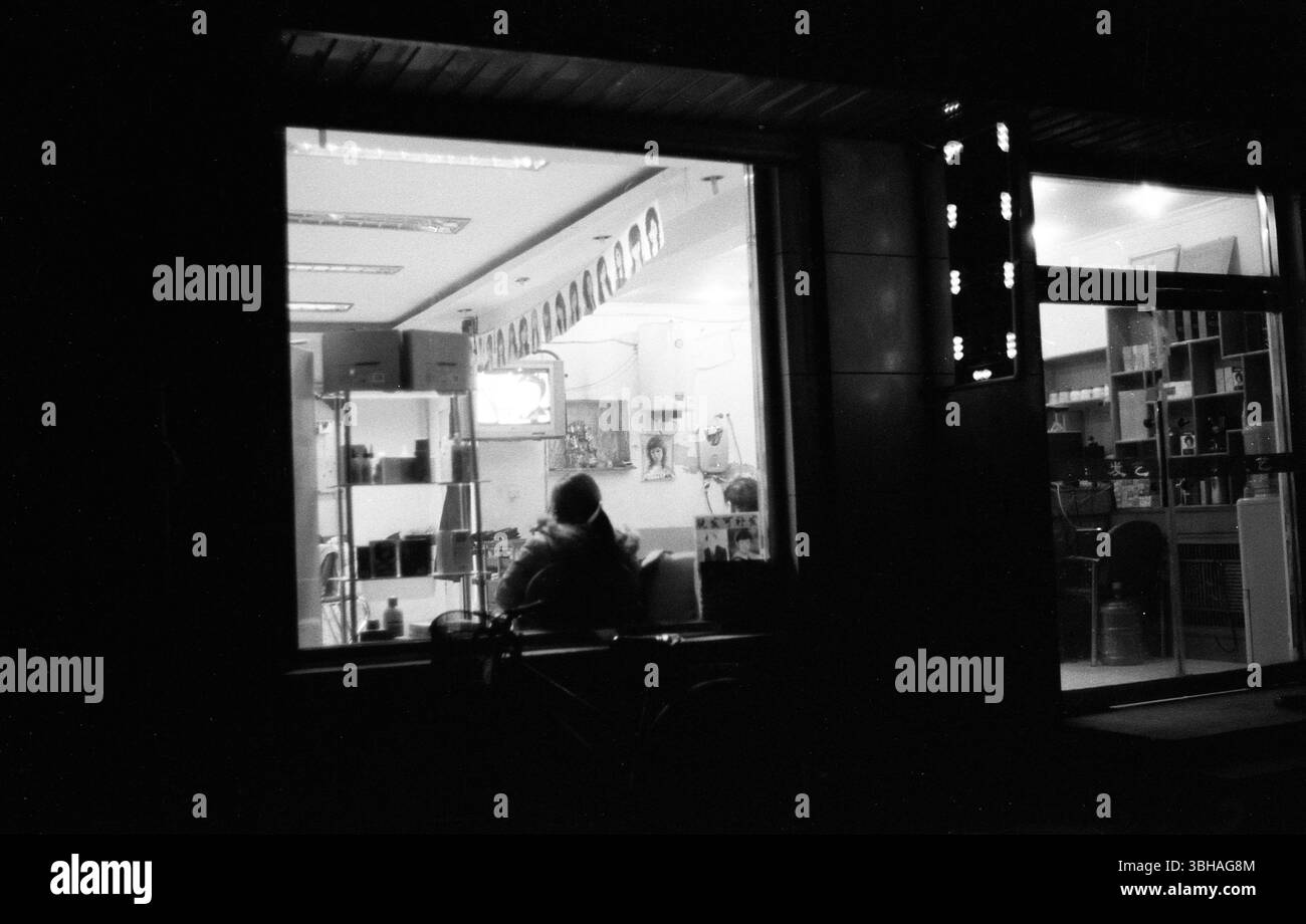 2000s hairstyle Black and White Stock Photos & Images - Alamy