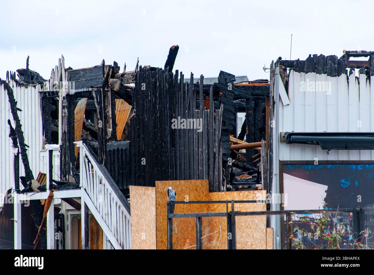Dark old burnt building hi-res stock photography and images - Alamy