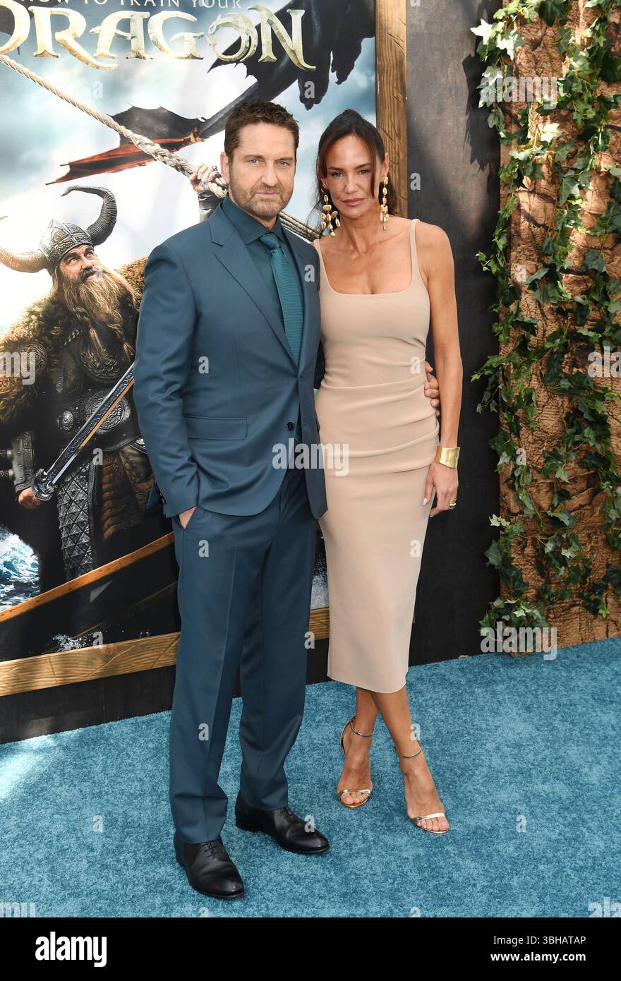 L r gerard butler and morgan brown hi-res stock photography and images ...