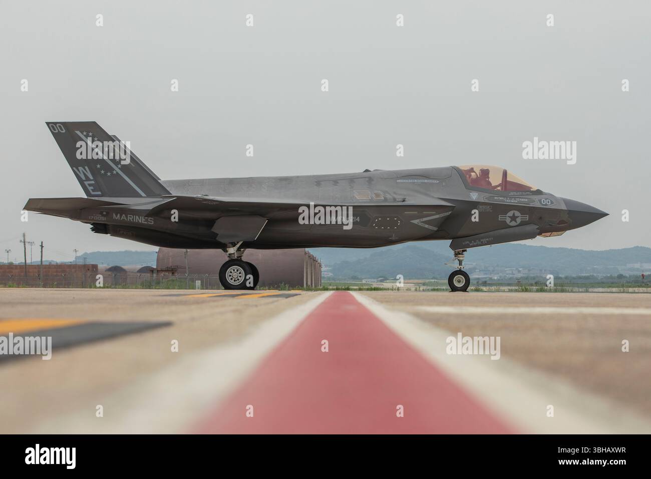 A U.S. Marine Corps F-35B Lightning II aircraft with Marine Fighter ...
