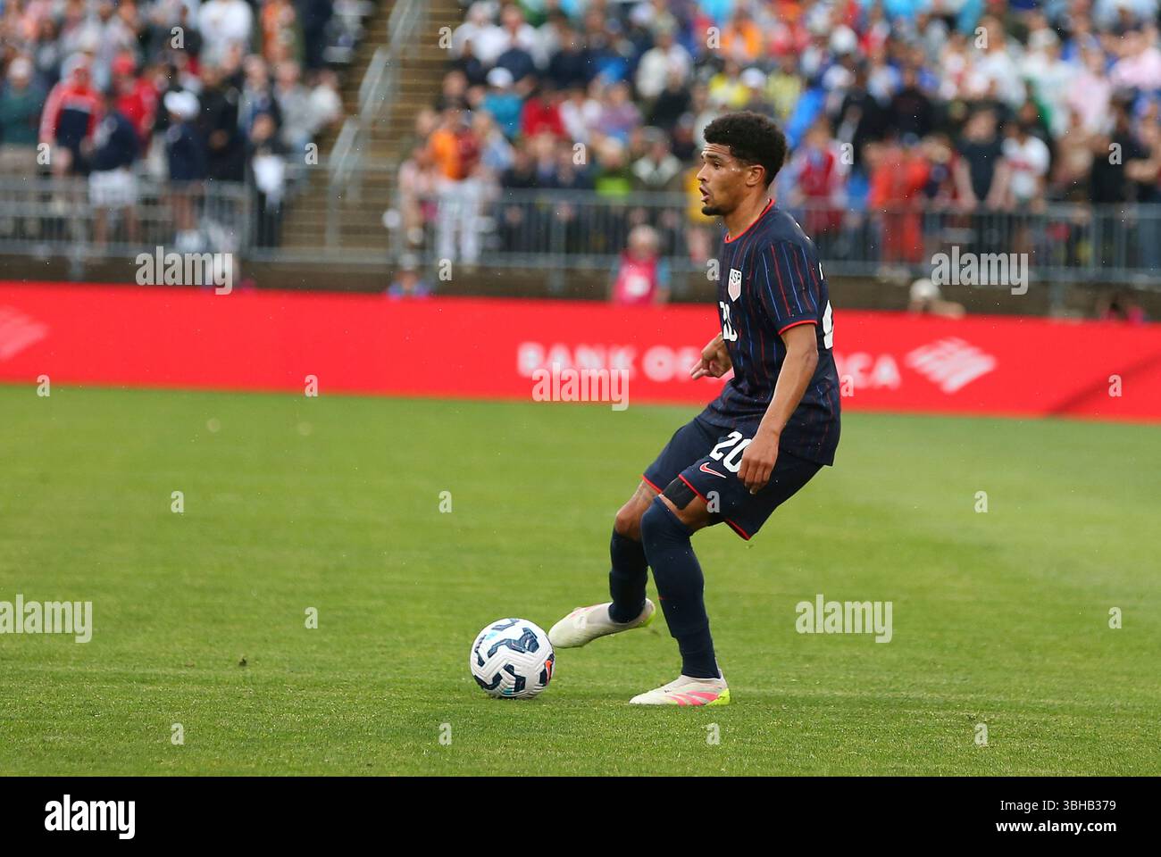 EAST HARTFORD, CT - JUNE 07: United States defender Nathan Harriel (20 ...