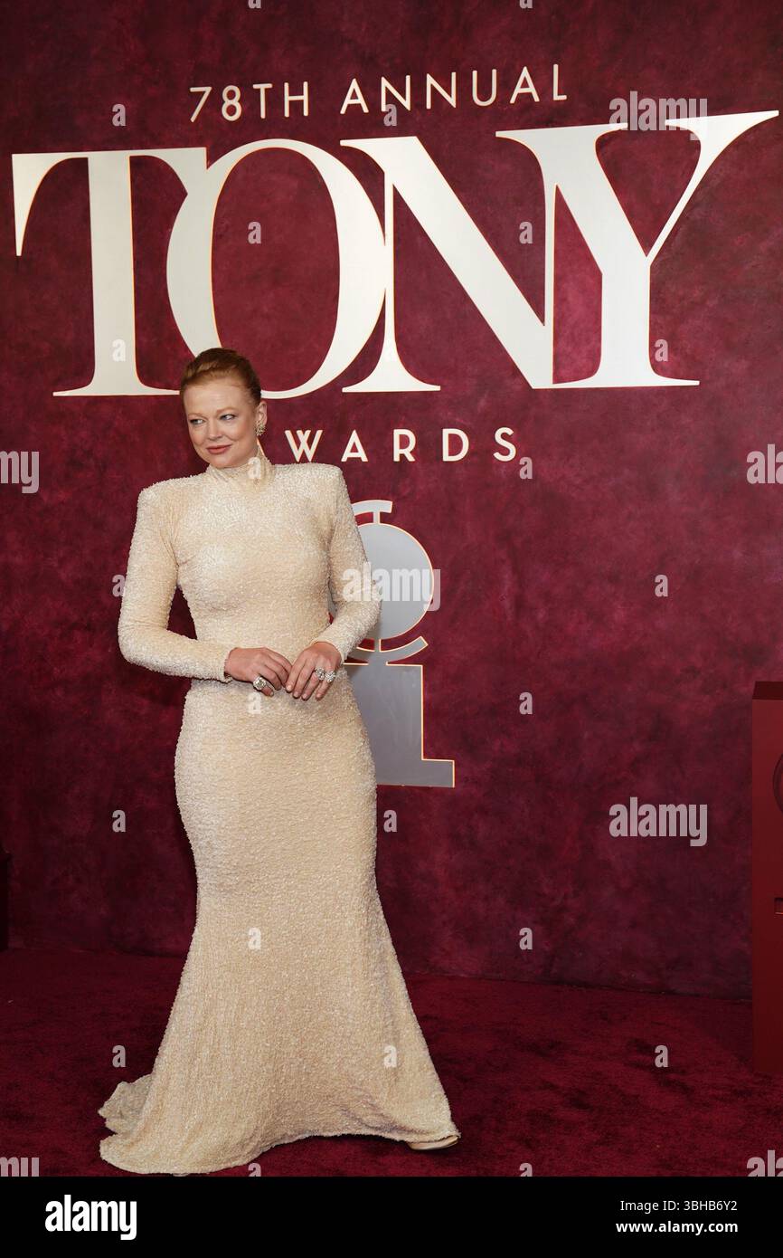Sarah Snook at arrivals for The American Theatre Wing s 78th Annual ...