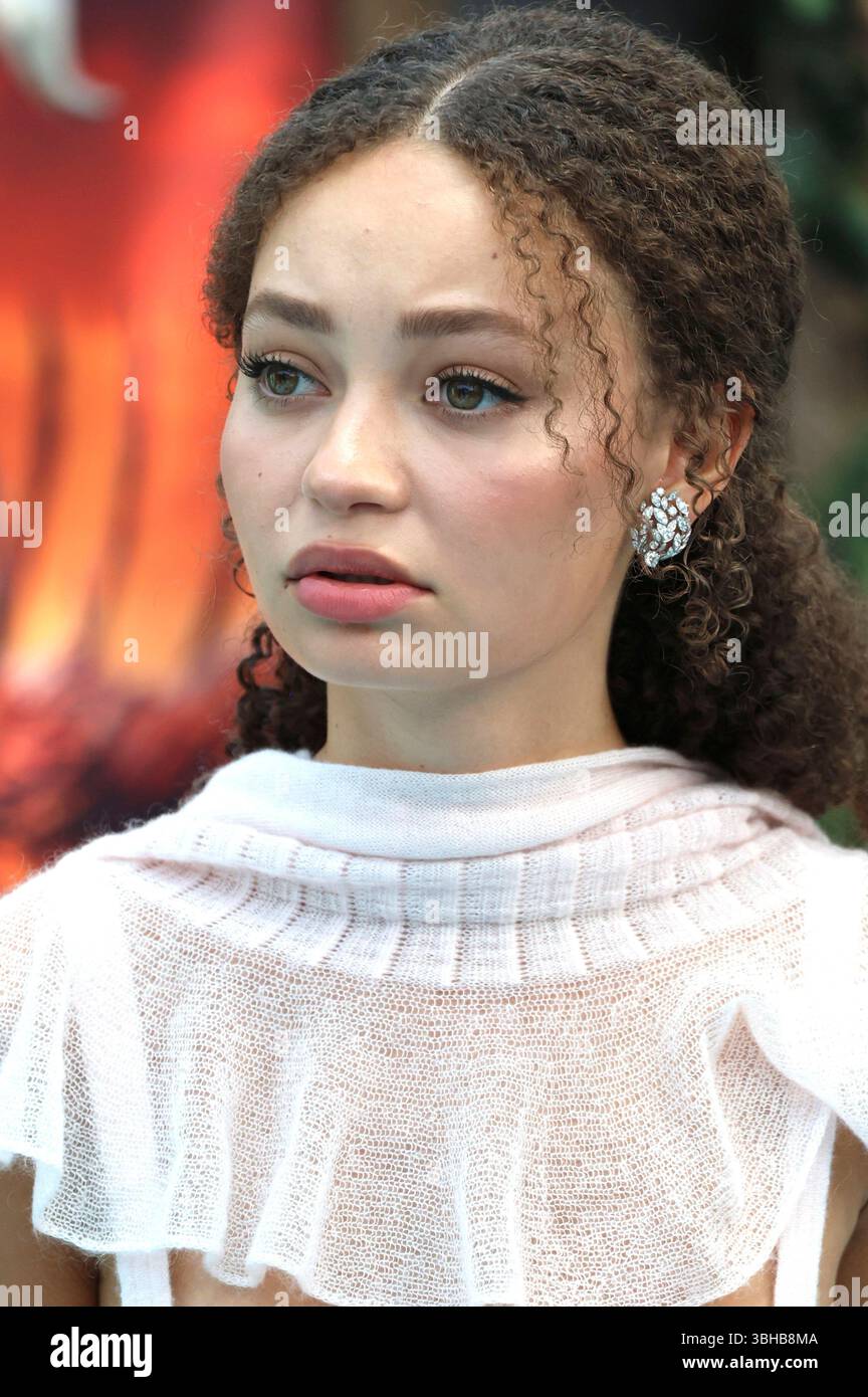 Nico Parker bei der Premiere des Kinofilms How to Train Your Dragon ...