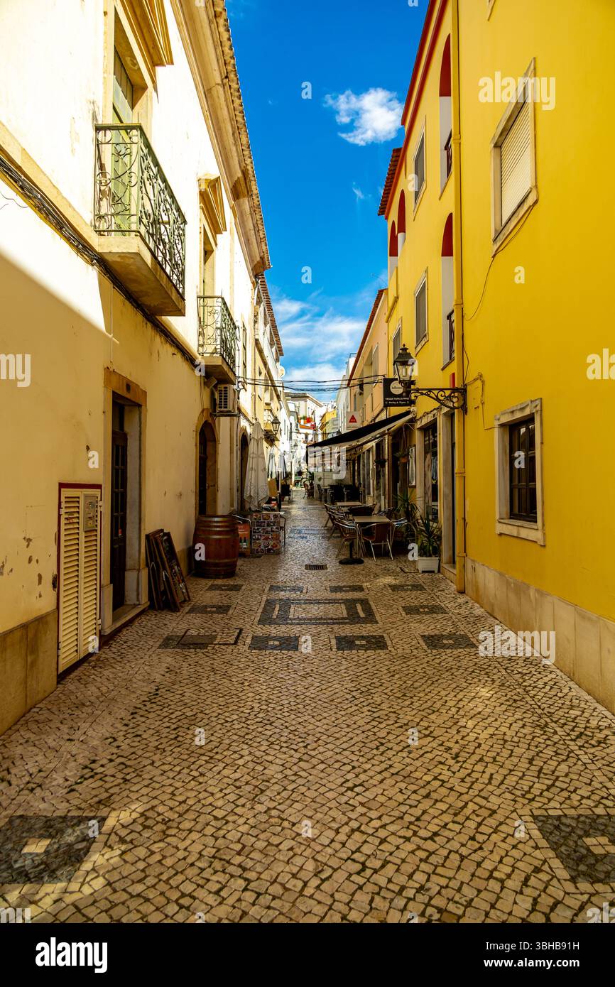 Visit to the former historical capital of the Algarve Silves on the Rio ...