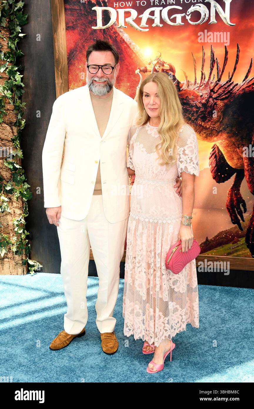 David Cain und Gast bei der Premiere des Kinofilms 'How to Train Your Dragon / Drachenzähmen ...