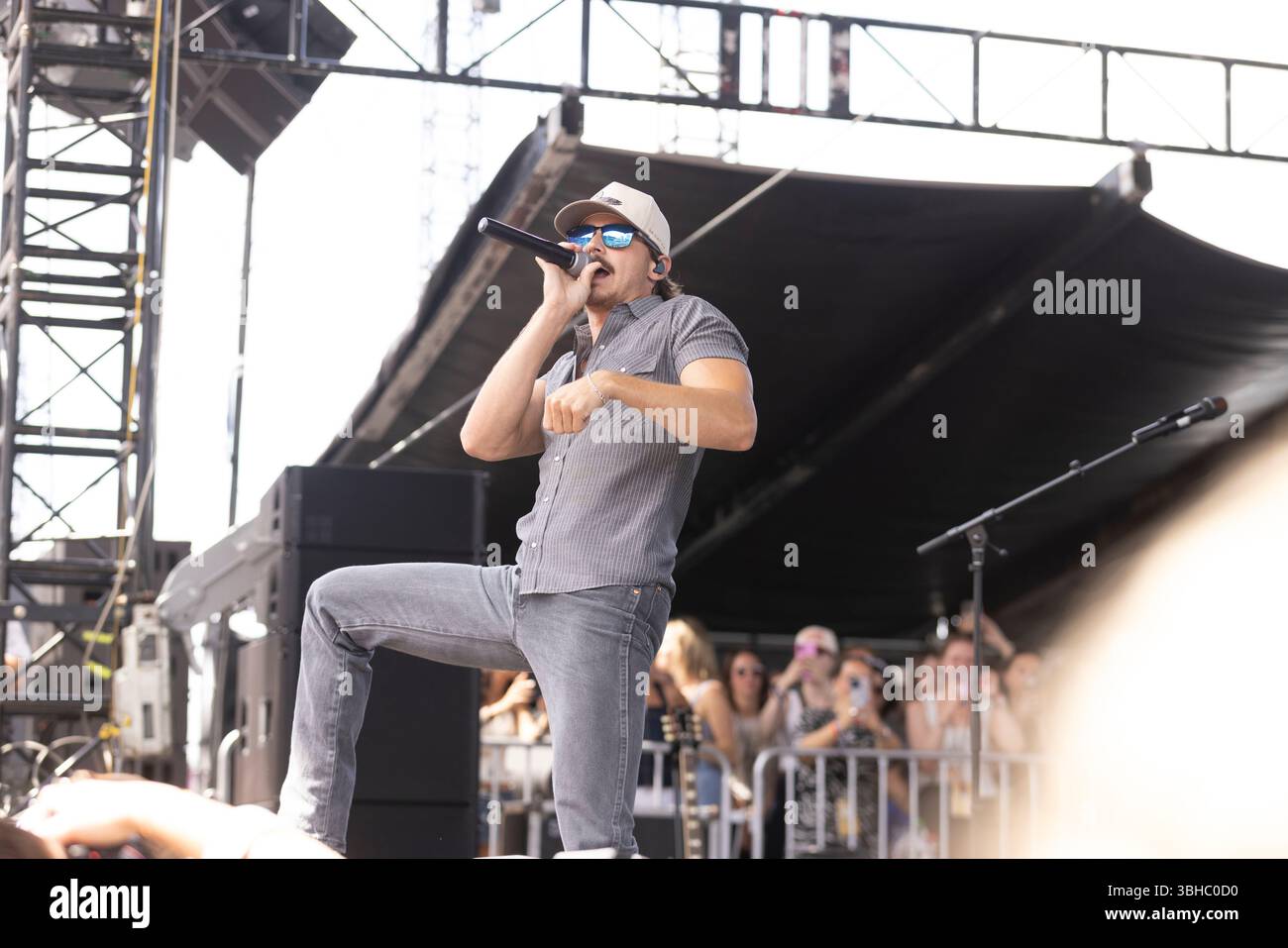 NASHVILLE, TENNESSEE - JUNE 8 , 2025: Country artist Tucker Wetmore ...
