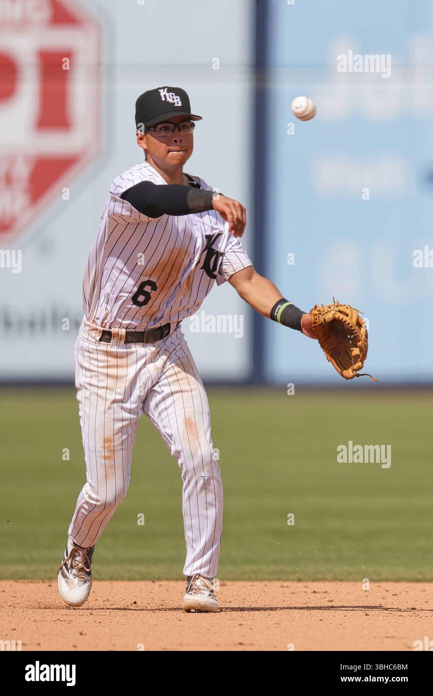 Kannapolis, NC: Kannapolis Cannon Ballers second base Miguel Santos (6 ...