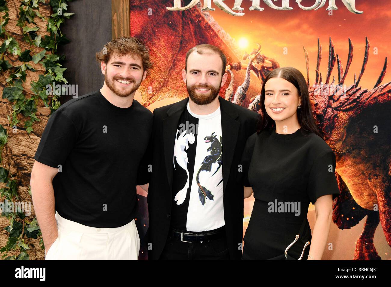 Jack Tomlinson, Connor Tomlinson und Anna Tomlison bei der Premiere des Kinofilms How to Train ...