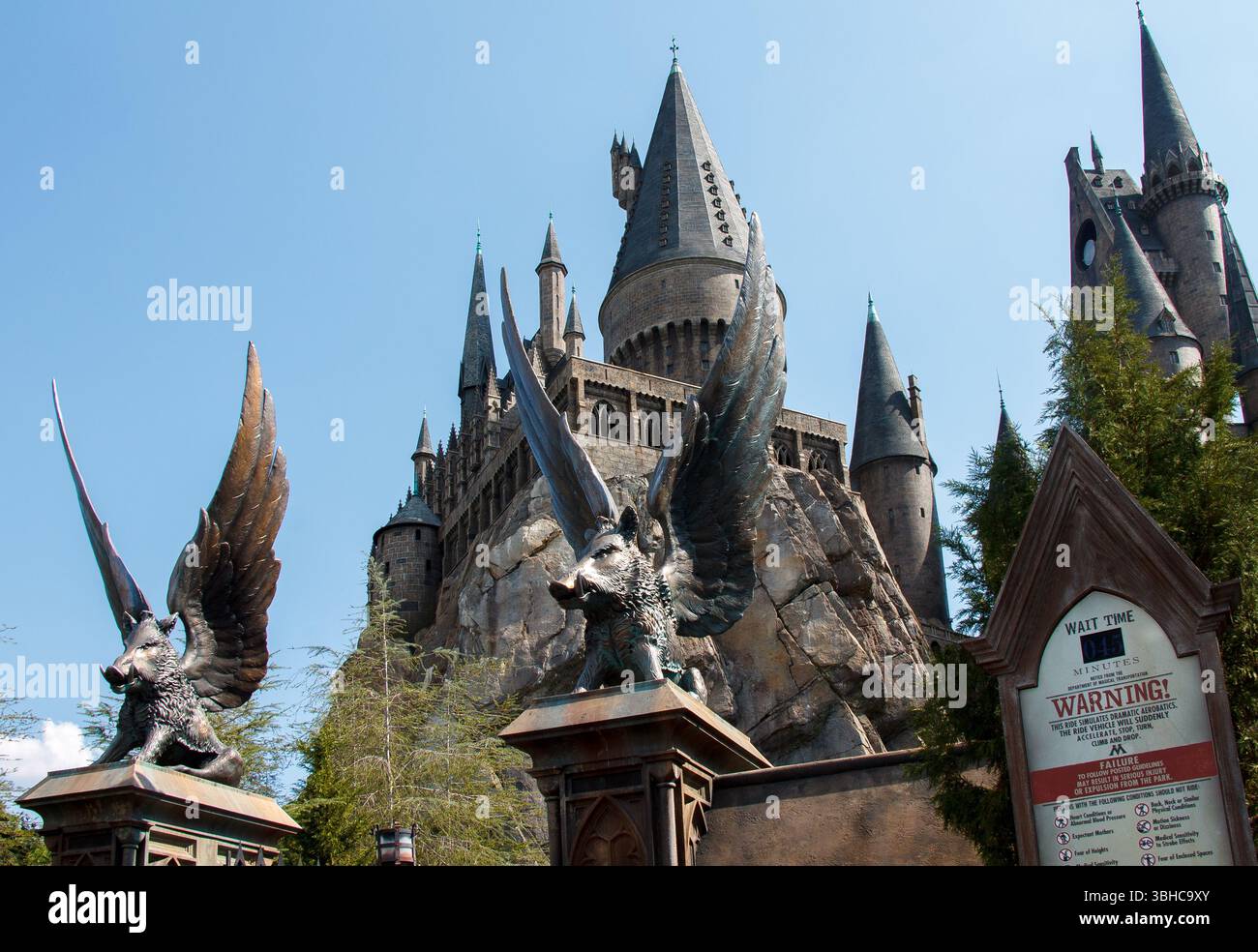 The Hogwarts Harry Potter and the forbidden journey ride at Wizarding ...