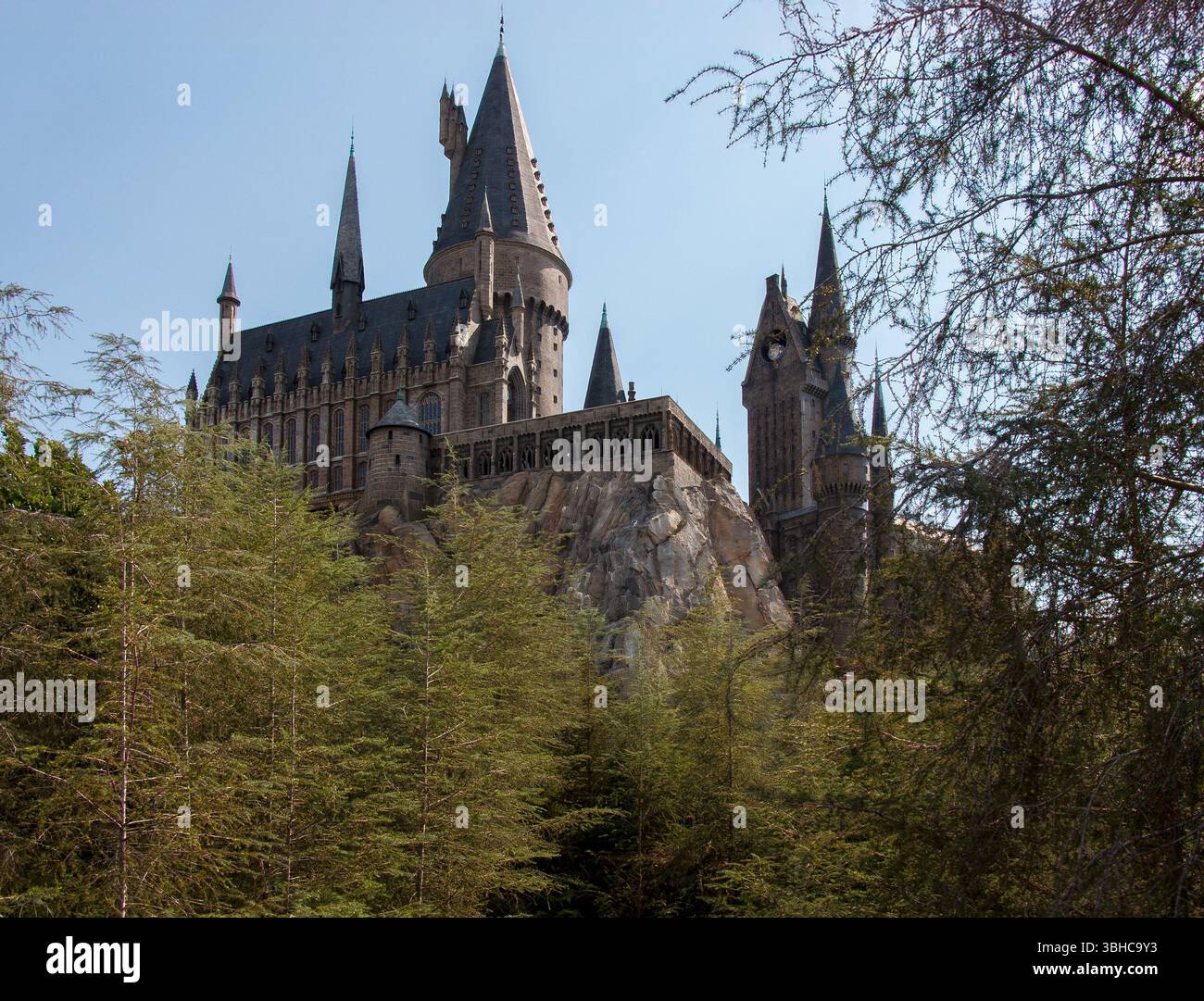 The Hogwarts Harry Potter and the forbidden journey ride at Wizarding ...