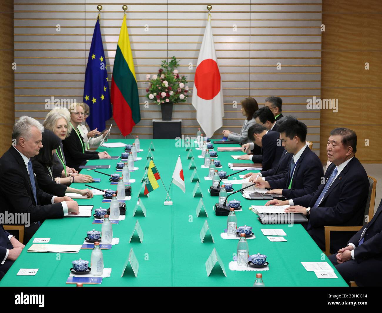 Japanese Prime Minister Shigeru ISHIBA (R) and Lithuania's President Gitanas NAUSĖDA (L) attend ...