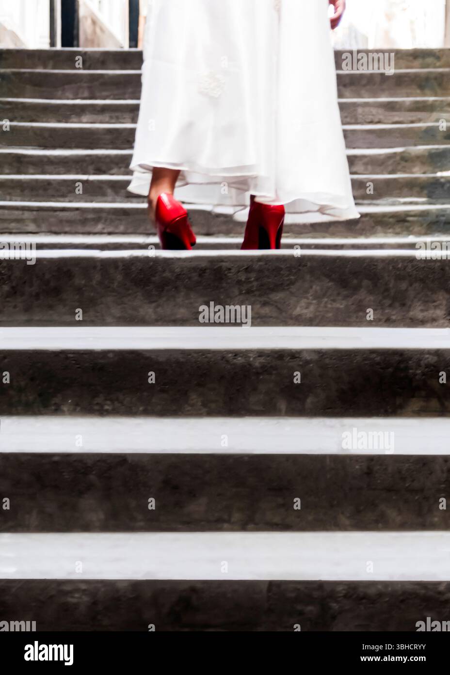 Woman long legs high heels hi-res stock photography and images - Alamy
