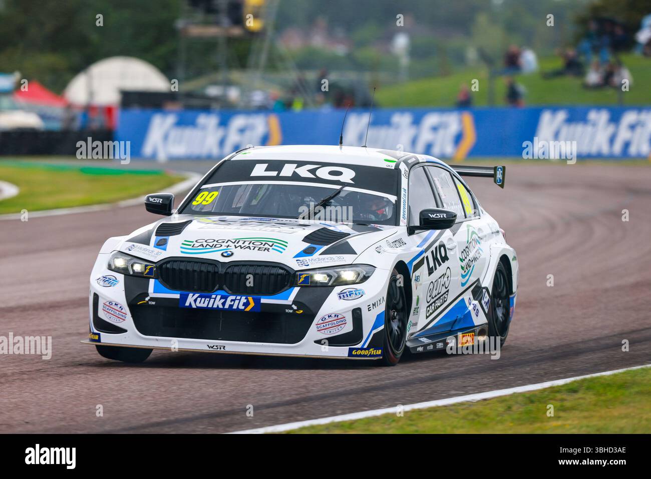 Parts of surrey hi-res stock photography and images - Alamy