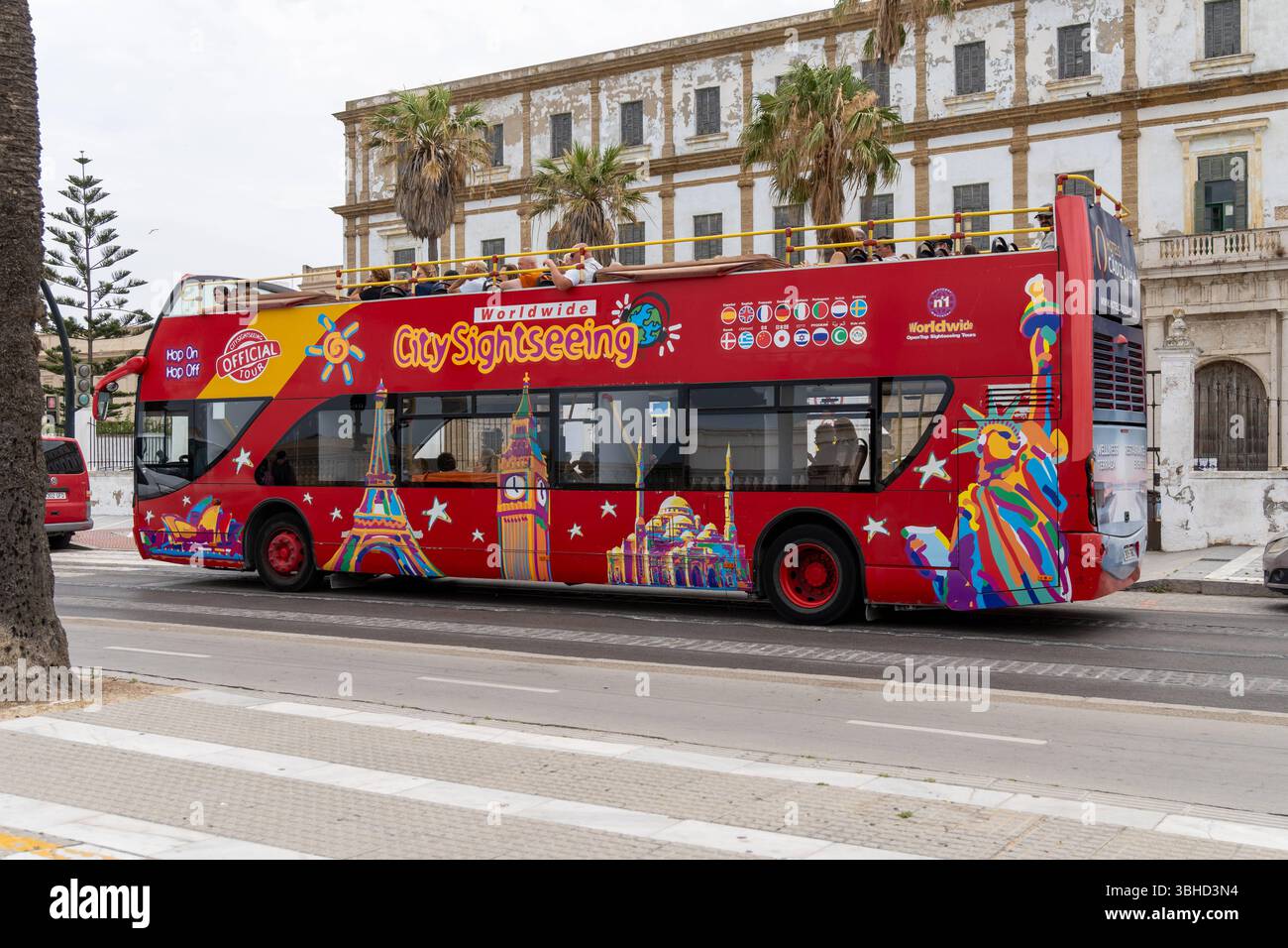 Cadiz, Andalusia, Spain - 9 June 2025: Red double-decker hop-on hop-off ...