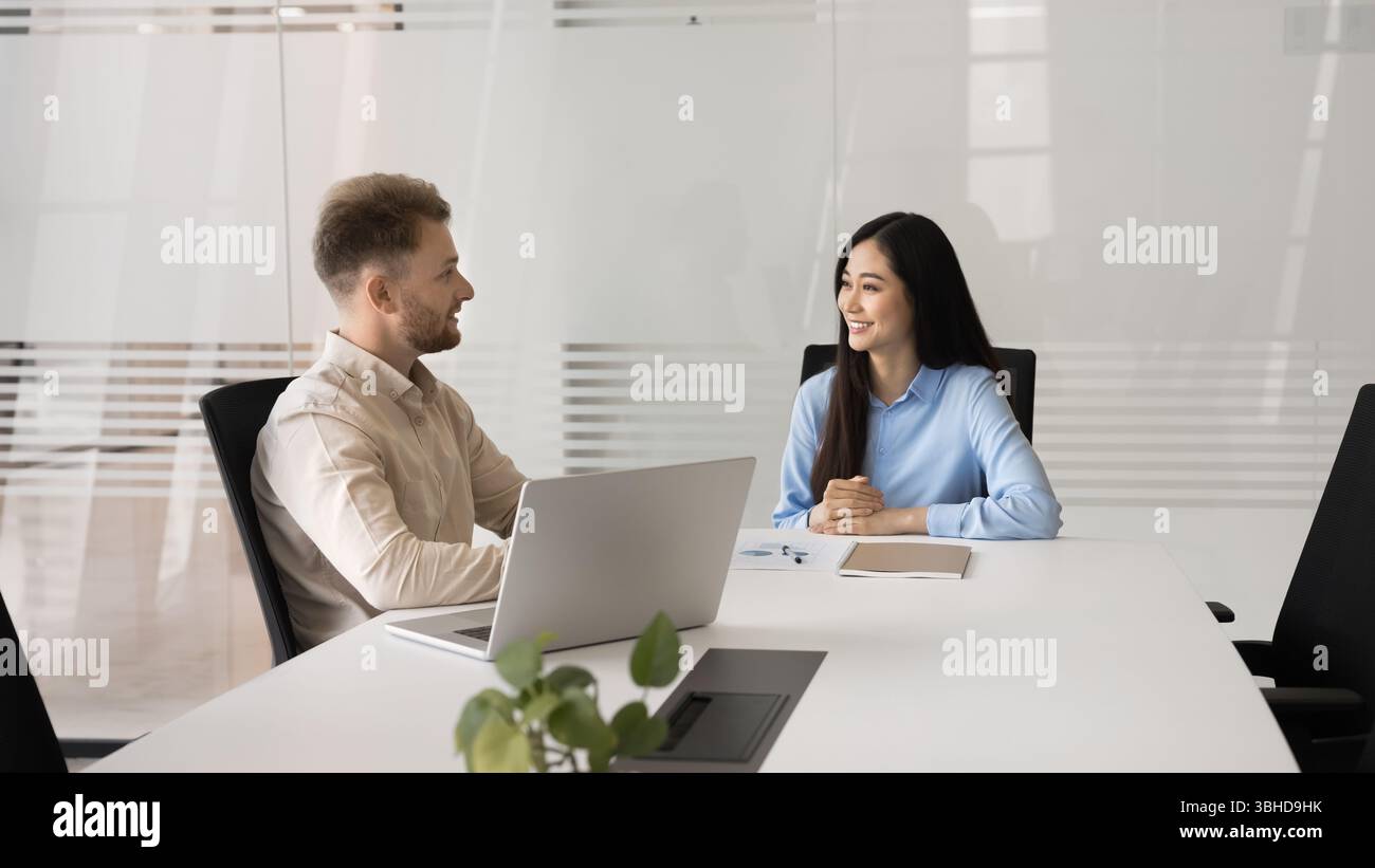 Professional woman in formal hi-res stock photography and images - Alamy