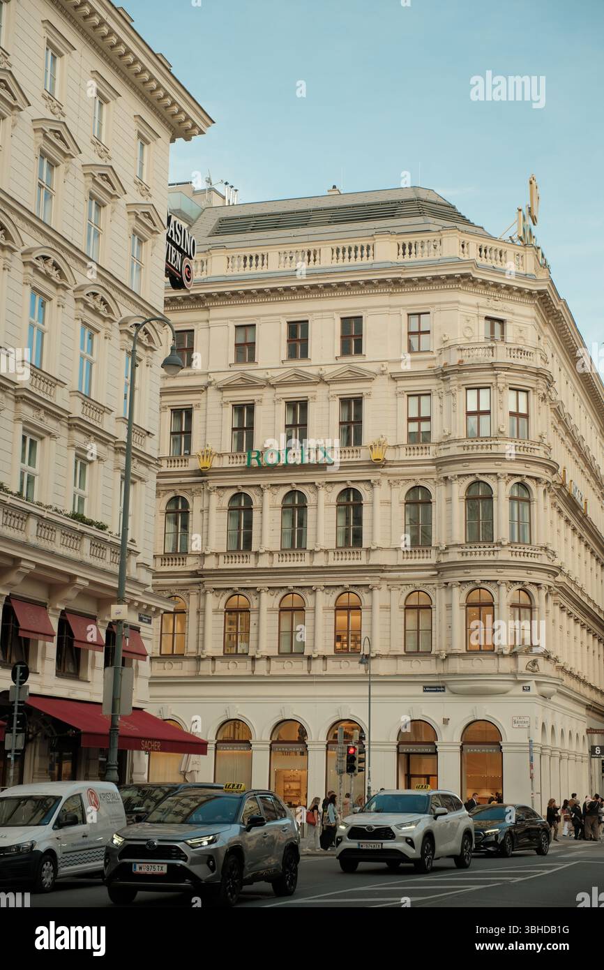 Historic storefront featuring hi-res stock photography and images - Alamy