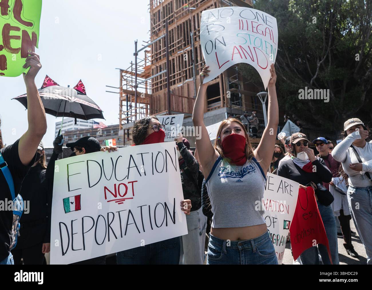 Los Angeles, California, USA. 25th Mar, 2000. Protests in the streets ...