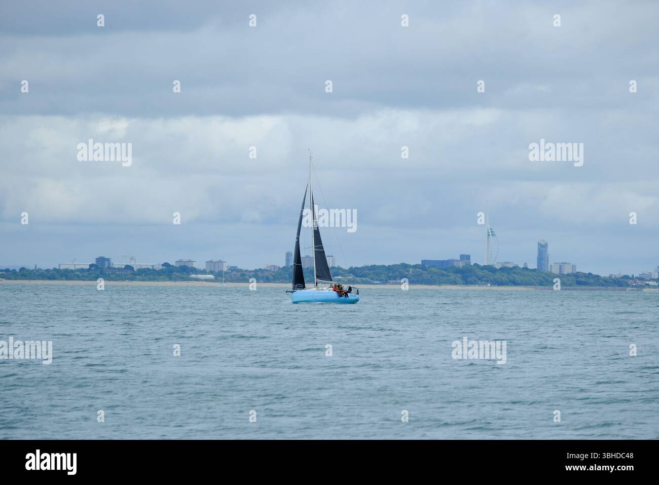 7 JUN 2025 - Cowes, Isle of Wight - Sailing boats and yachts racing in ...