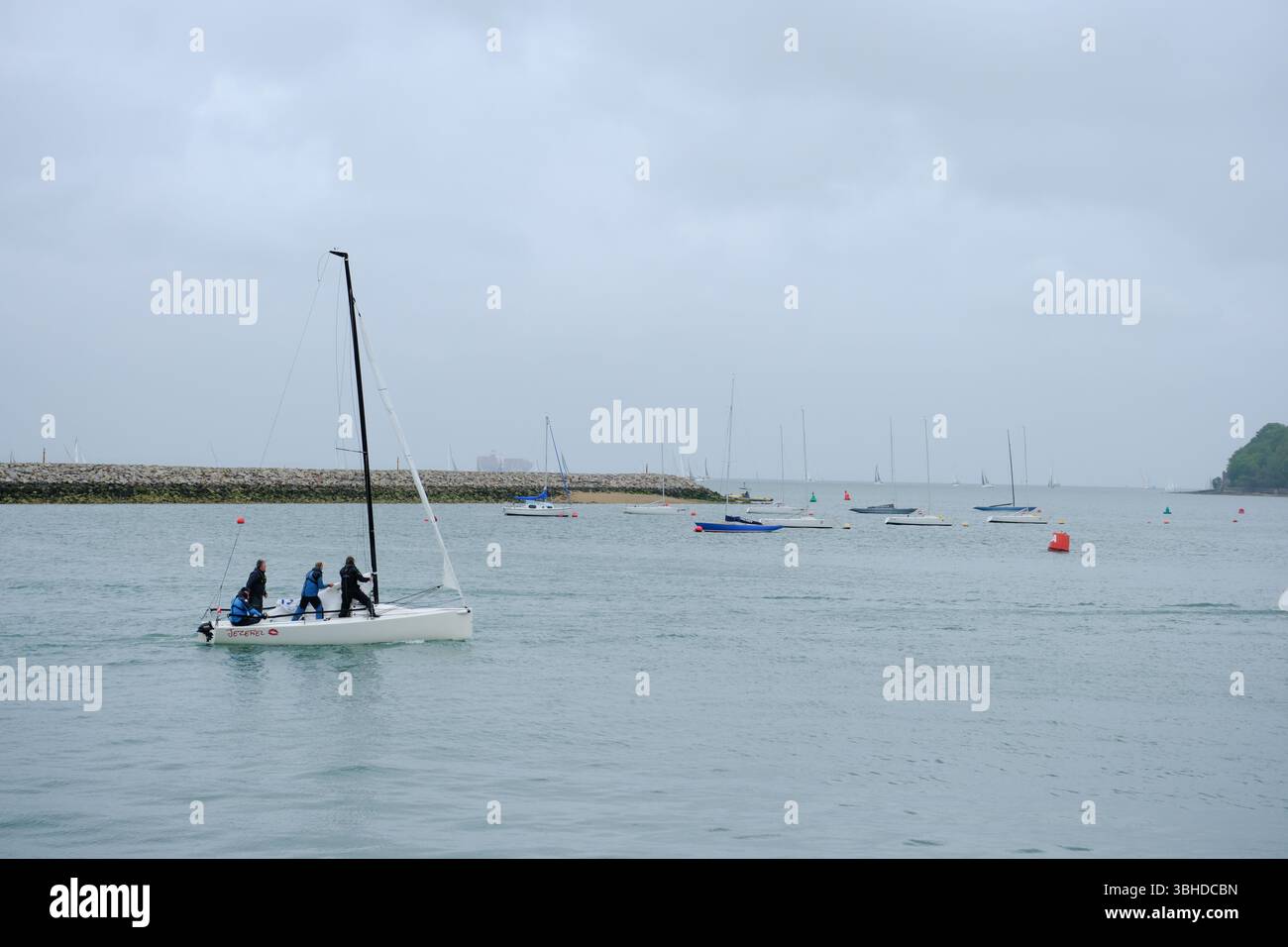 07 JUN 2025 - Cowes, Isle of Wight - Race boats and yachts at the end ...