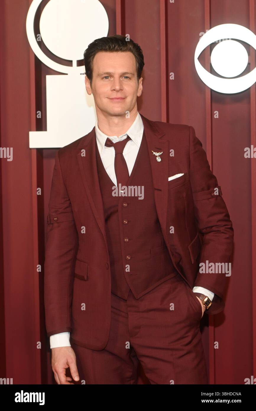 Jonathan Groff attend The 78th Annual Tony Awards at Radio City Music ...