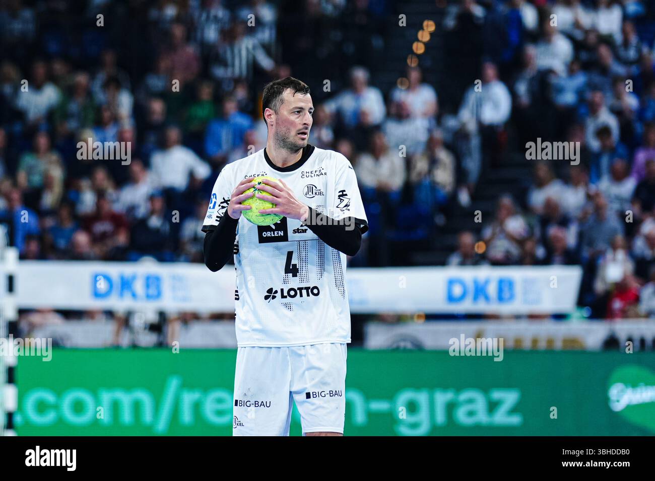 Kiel, Deutschland. 08th June, 2025. Domagoj Duvnjak (THW Kiel, #04) GER, THW Kiel vs. ThSV ...