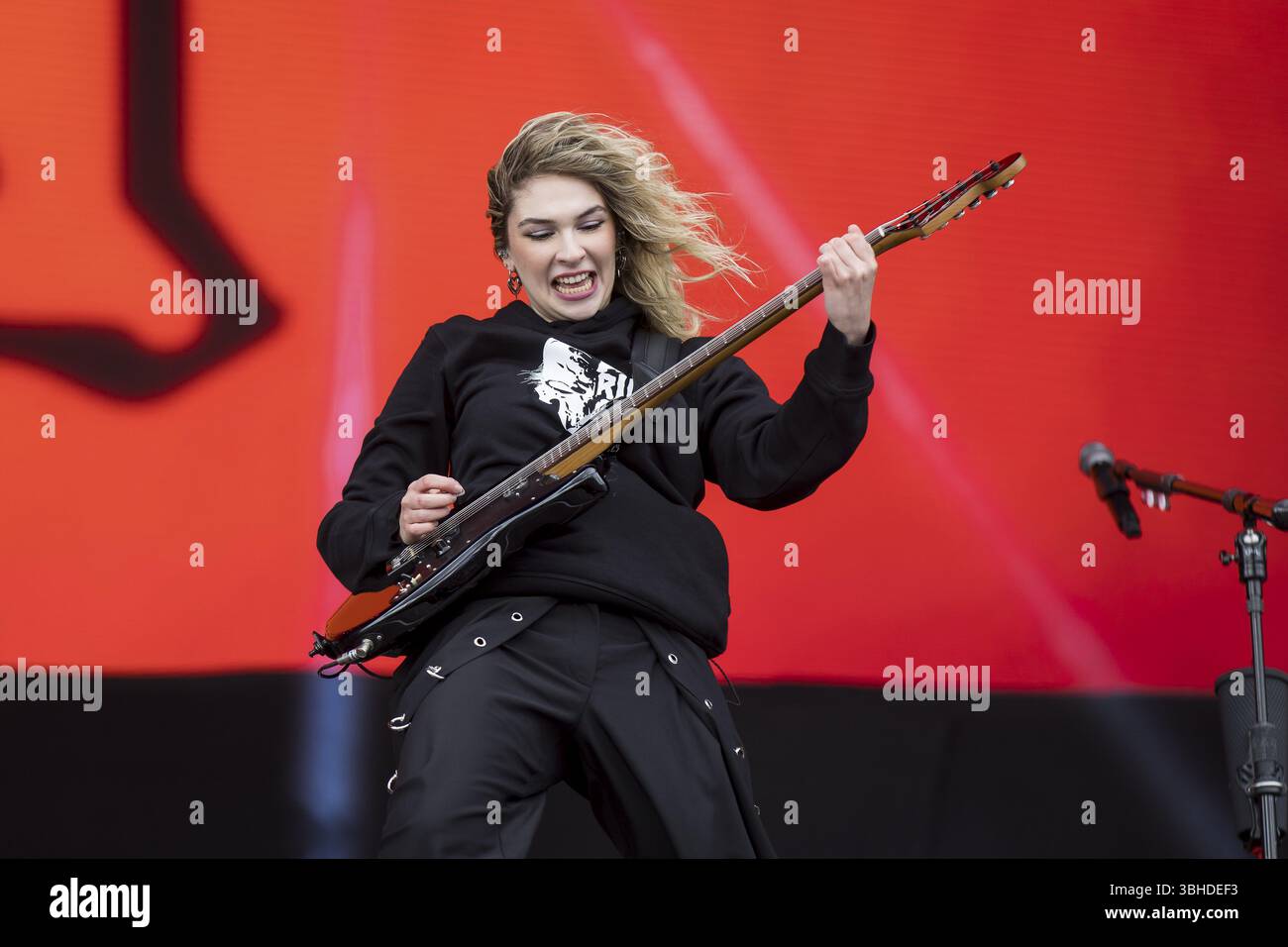Daniela Villarreal Velez, singer of The Warning at the Rock am Ring ...
