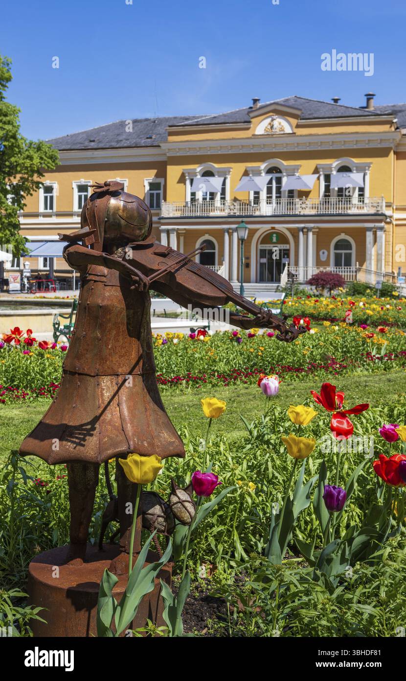 Spa gardens with old spa house, spa town, Bad Hall, Traunviertel, Upper ...