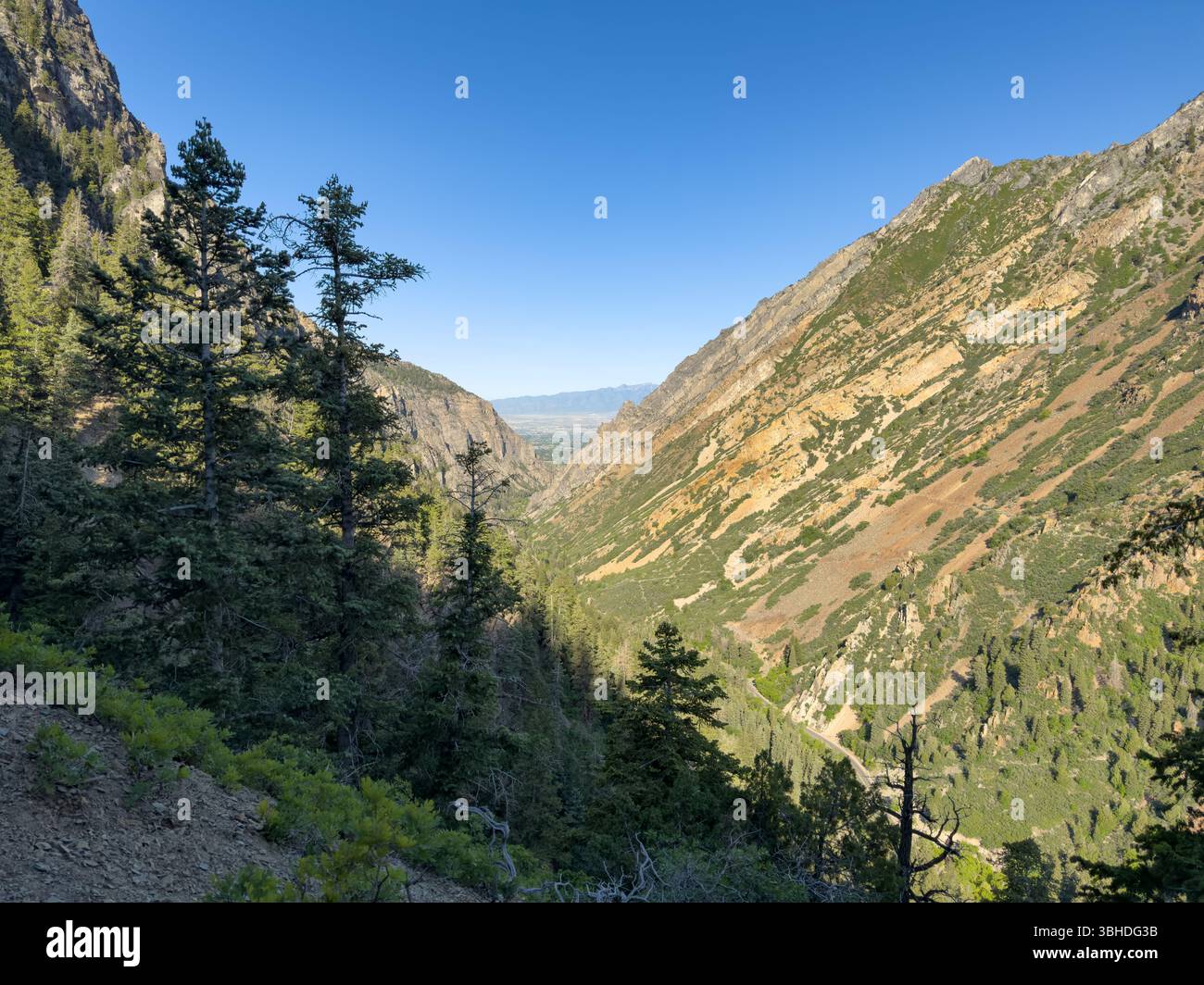 Timpanogos cave trail hi-res stock photography and images - Alamy