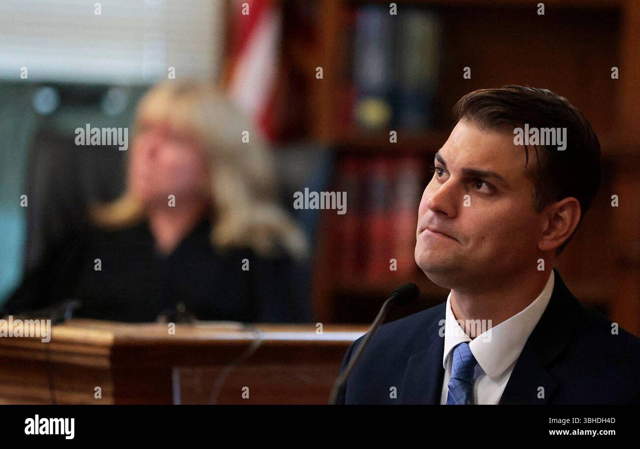 Expert Daniel Wolfe returns to the stand in the murder retrial of Karen ...