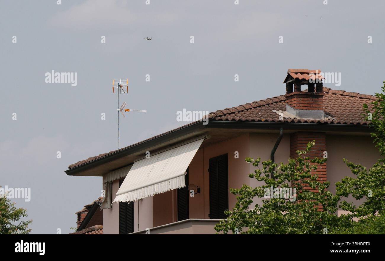 Pavia, Italy. 09th June, 2025. Garlasco, The RIS returns to the Villa ...