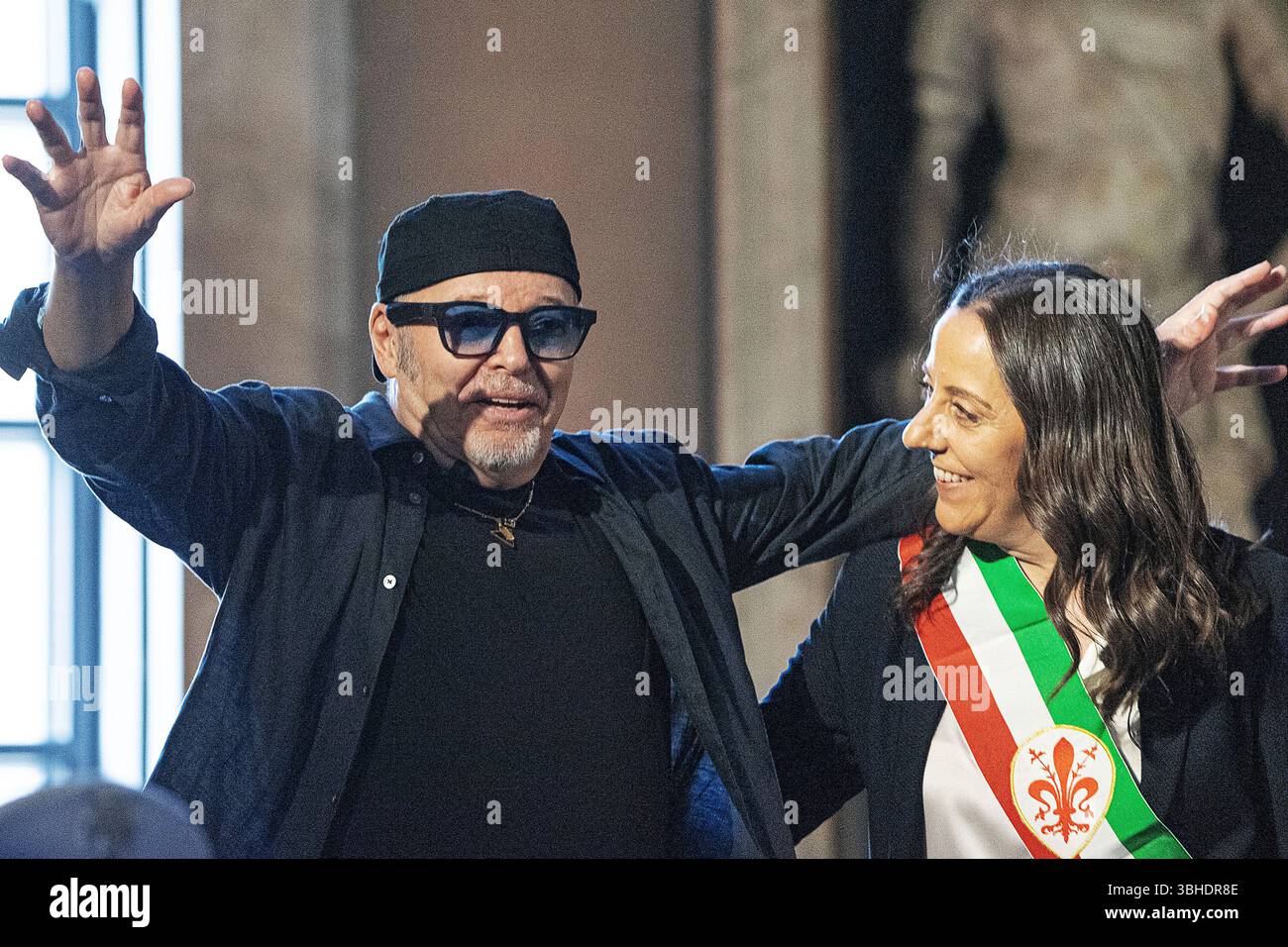 Florence, Mayor Sara Funaro awards the Keys of the City of Florence to ...