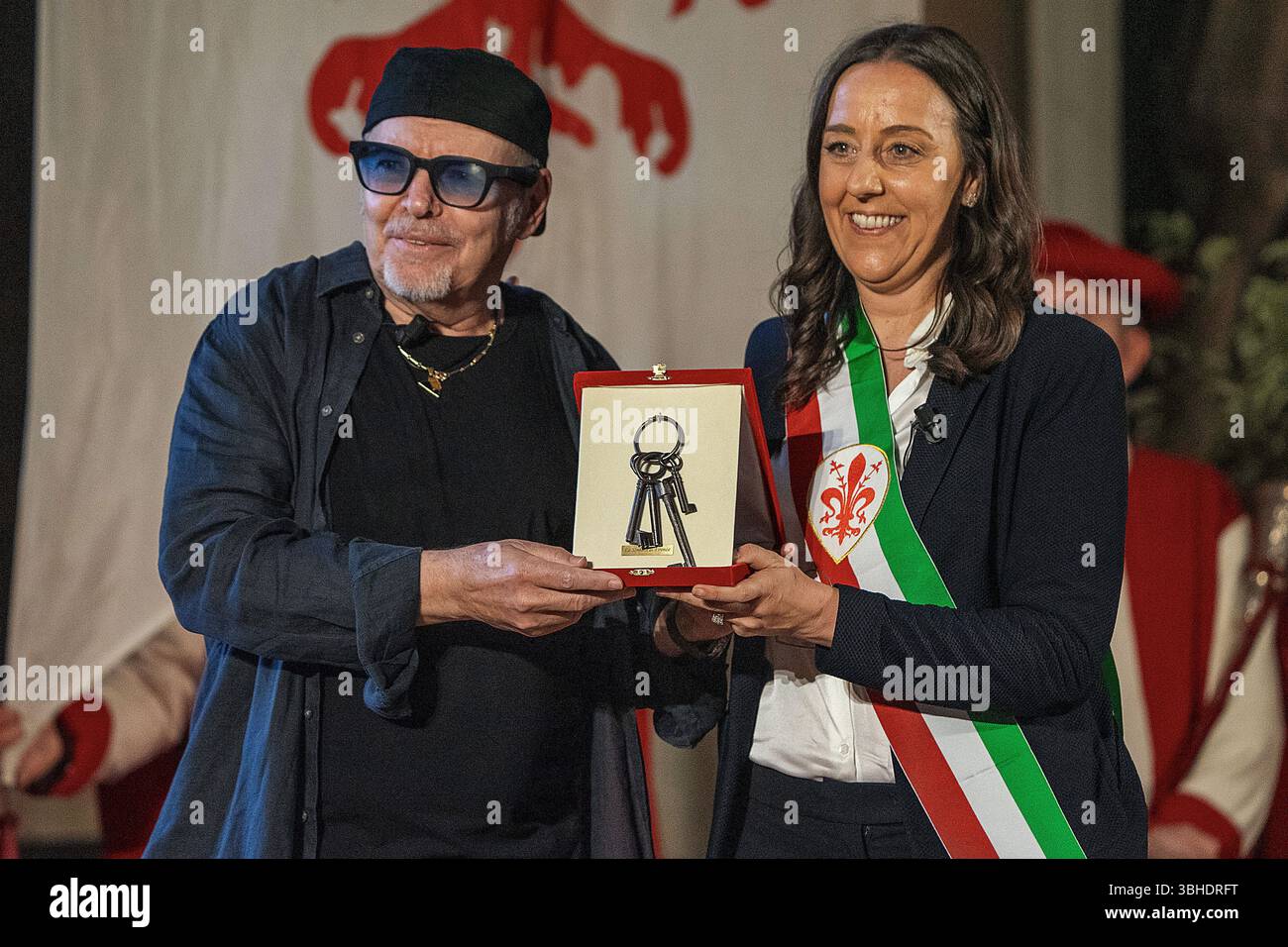 Florence, Mayor Sara Funaro awards the Keys of the City of Florence to ...