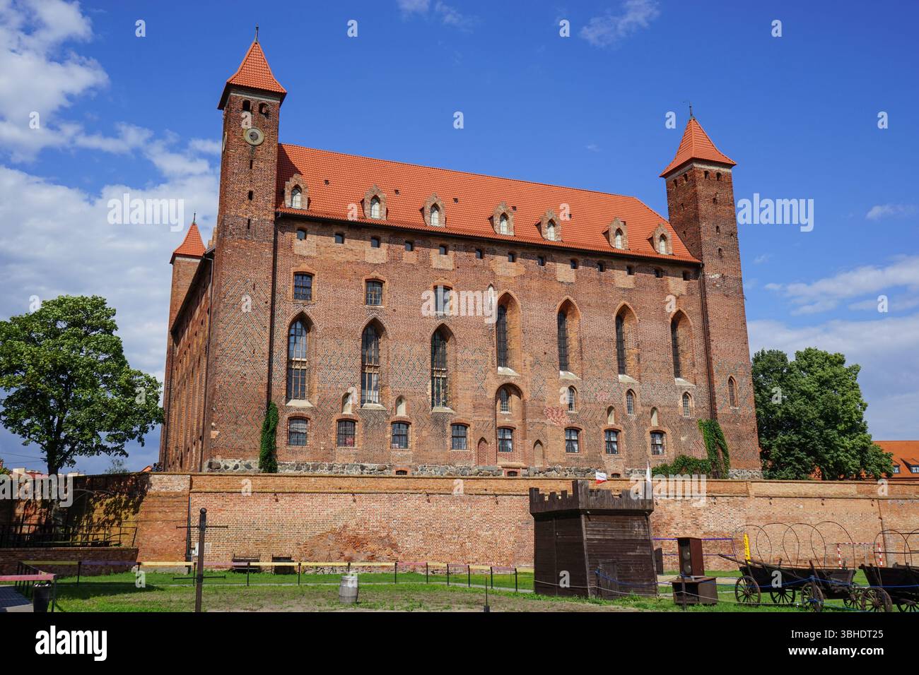 Zamek w gniewie hi-res stock photography and images - Alamy